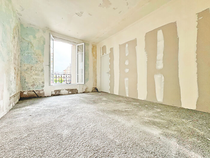 Appartement à vendre - Courbevoie, Hôtel de ville - 3 pièces - 2 chambres