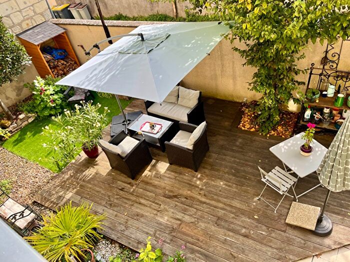 Maison à vendre - Saint-Hilaire-Saint-Florent, Saint-Hilaire - 6 pièces - 4 chambres