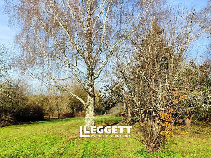 Maison à vendre - Chassiecq - 9 pièces - 4 chambres