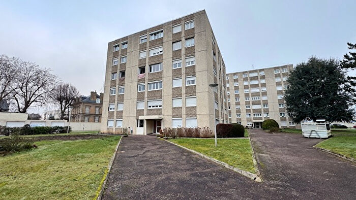 Appartement à vendre - Caudebec-lès-Elbeuf - 3 pièces - 2 chambres