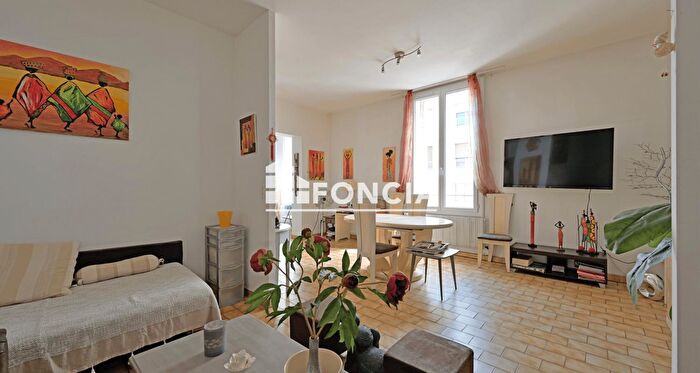 Appartement à vendre - Lunel, Centre-ville, Gare - 2 pièces - 1 chambre