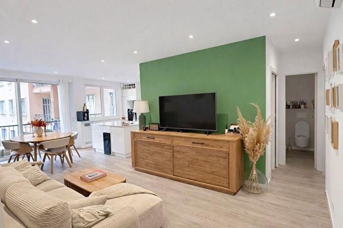 Appartement à vendre - Nice, Garibaldi - 4 pièces - 3 chambres