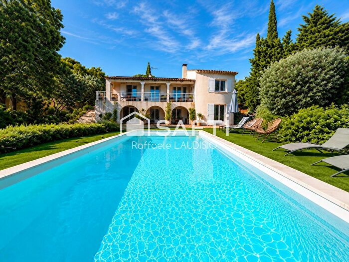Maison 7 pièces à vendre à Saint-Raphaël, Veyssières