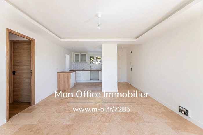 Appartement 4 pièces à vendre - Aix-en-Provence, Pont de l'Arc