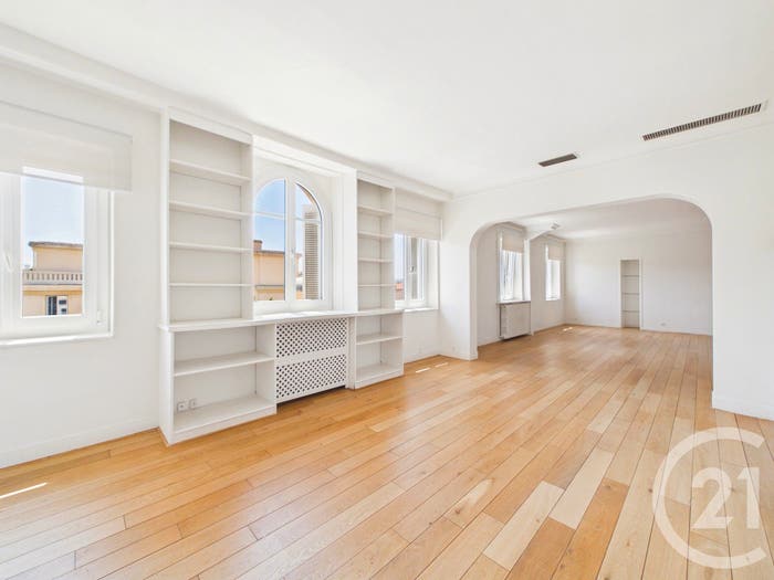Appartement 6 pièces à Nice, Carabacel, à vendre