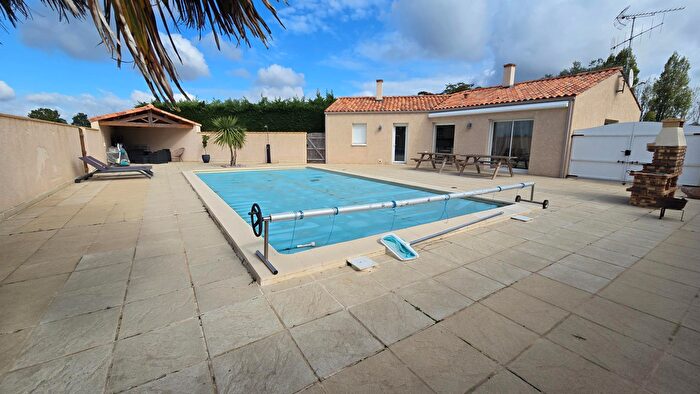 Maison à vendre - Bessay - 5 pièces - 4 chambres