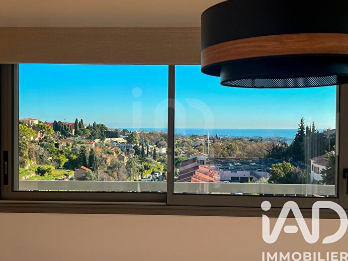 Appartement à vendre - Vence, La Sine, La Plus Basse Sine - 4 pièces - 3 chambres