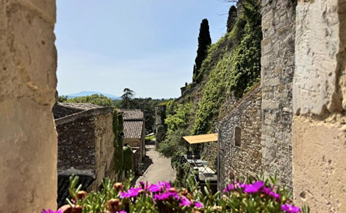 Maison à vendre - Grignan - 4 pièces - 2 chambres