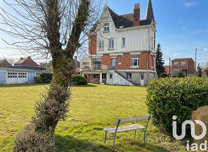 Maison à vendre - Estaires - 13 pièces - 7 chambres