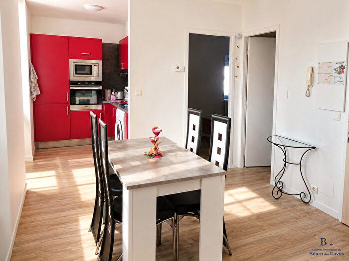 Salies-de-Béarn : Appartement 3 pièces à vendre
