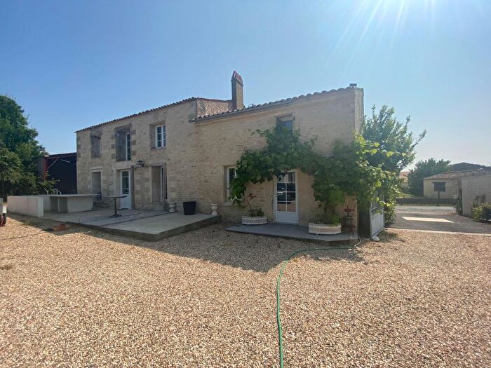 Maison à vendre - Bernay-Saint-Martin - 4 pièces - 3 chambres