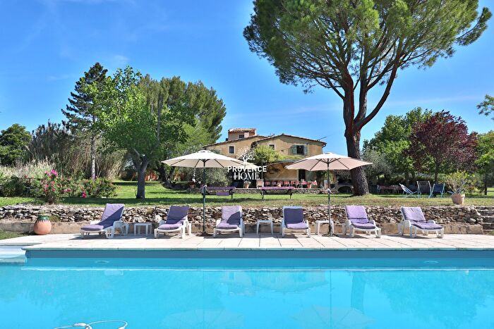 Maison 9 pièces à vendre à Saint-Saturnin-lès-Apt