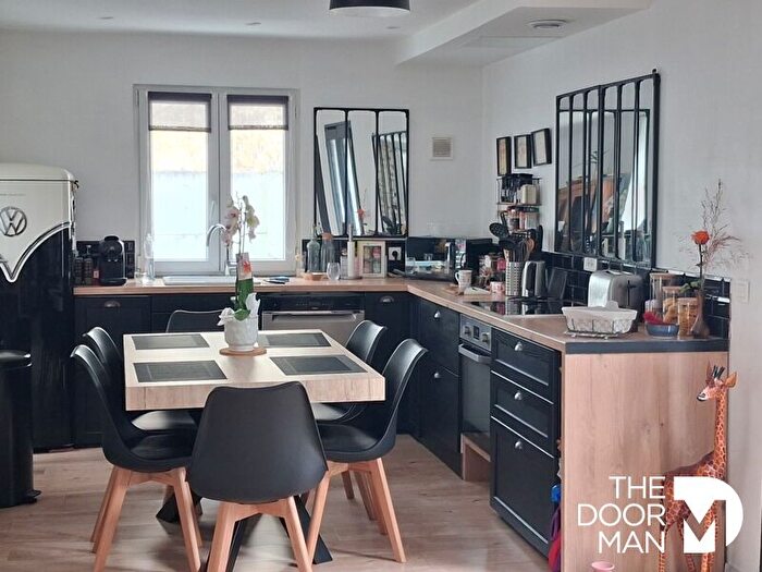 Maison à vendre - Auffargis - 3 pièces - 2 chambres