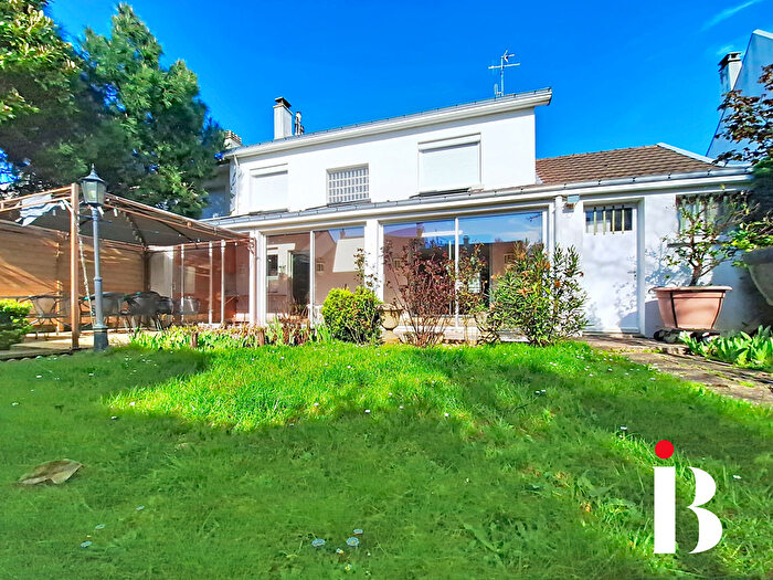 Maison à vendre - Saint-Herblain, Nord - 6 pièces - 4 chambres