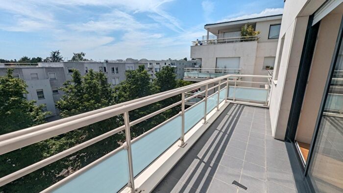 Appartement 4 pièces à louer à Le Chesnay, Tartre