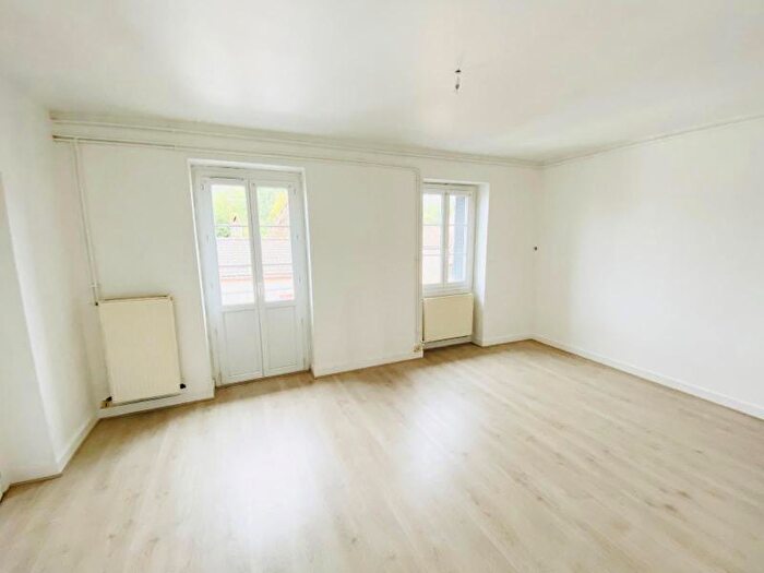 Appartement 4 pièces à louer à Pierreclos