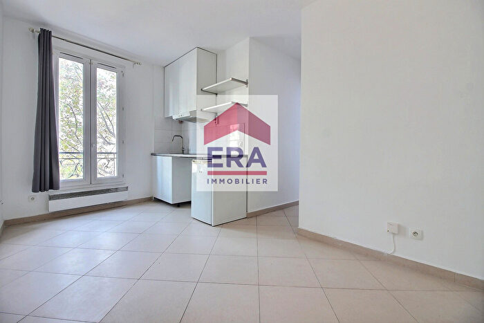 Appartement 1 pièce à vendre à Clichy, République, Victor Hugo