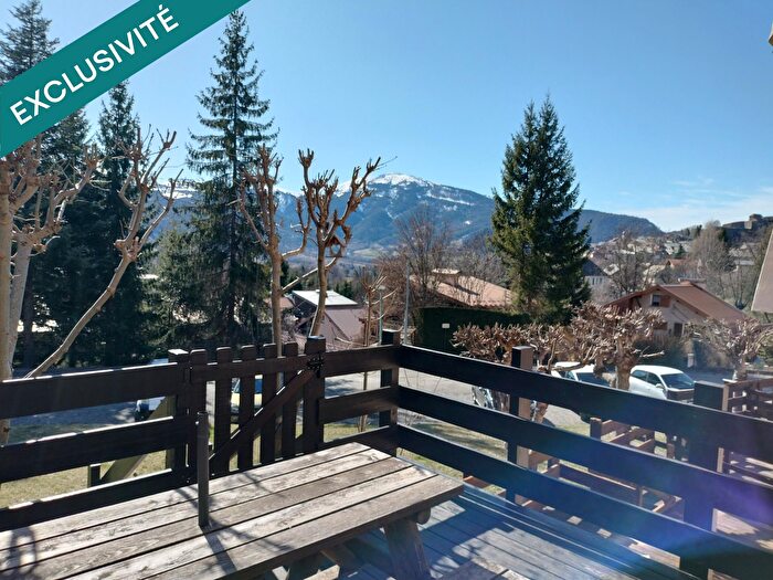 Appartement 2 pièces à vendre à Seyne