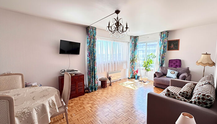 Boulogne-Billancourt, Renault, Billancourt : Appartement 2 pièces à vendre