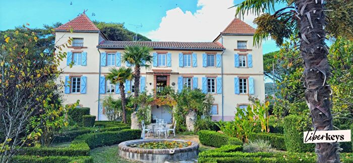 Maison à vendre - Lisle-sur-Tarn - 10 pièces - 6 chambres