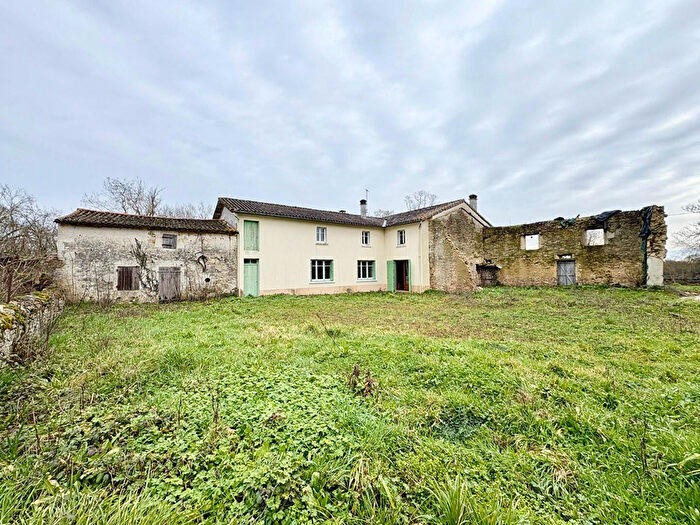 Maison à vendre - Saint-Médard - 5 pièces - 4 chambres