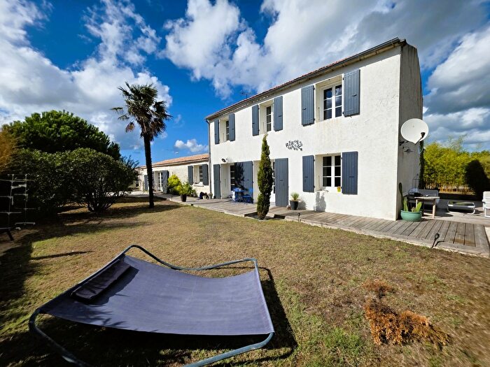 Maison 8 pièces à Dolus-d'Oléron, à vendre