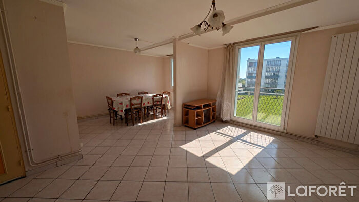 Beauvais, Saint-Jean : Appartement 3 pièces à vendre