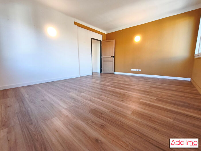 Appartement à vendre - Nîmes, Feuchères - 5 pièces - 4 chambres