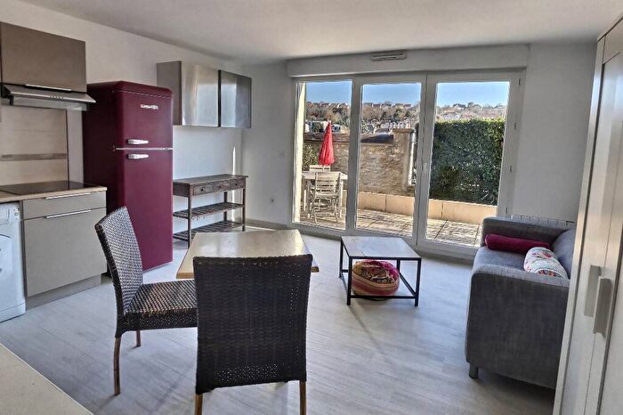 Appartement à louer - Rive Droite-Apport Paris Gare, Corbeil Essonnes - 1 pièce