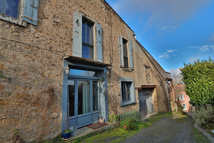 Maison 8 pièces à vendre à Gaja-la-Selve