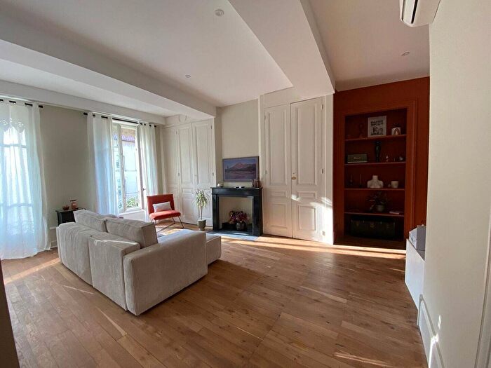 Appartement à louer - Les-Collines, Vienne - 2 pièces - 1 chambre