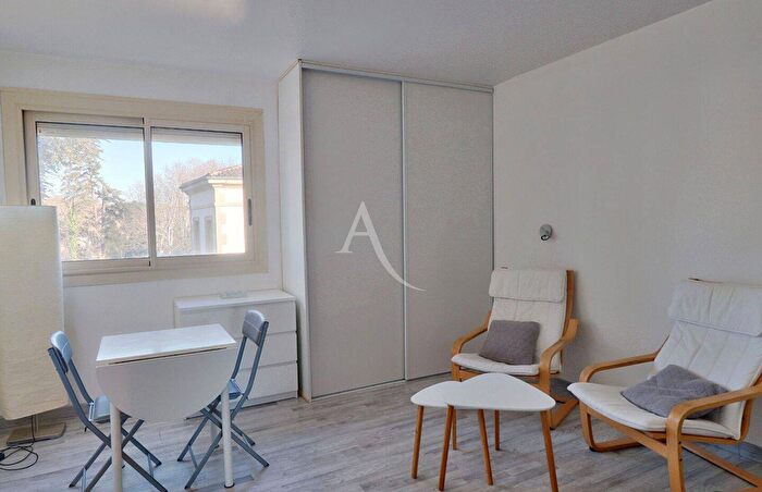 Appartement 1 pièce à Gréoux-les-Bains, à louer