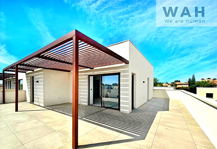 Appartement à vendre - Castries - 4 pièces - 3 chambres