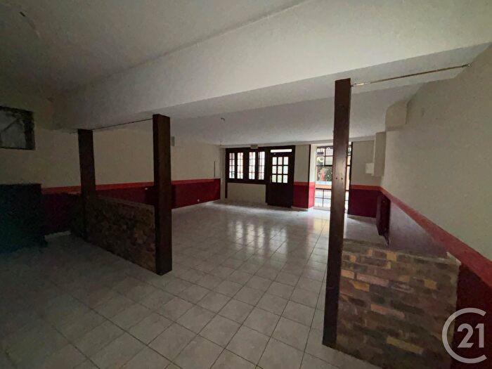 Maison à vendre - Beaugency - 9 pièces - 7 chambres