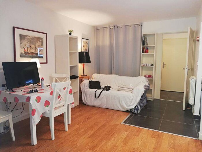 Centre Historique, Montpellier : Appartement 2 pièces à louer