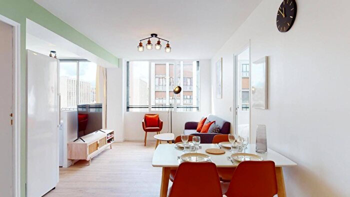 Appartement à louer - Meudon la Forêt Nord - 5 pièces - 4 chambres