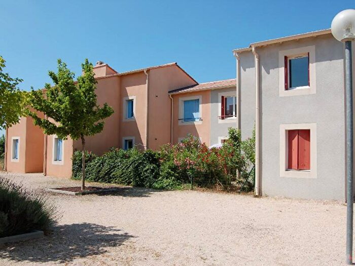 Appartement à louer - Est, Entraigues-sur-la-Sorgue - 4 pièces