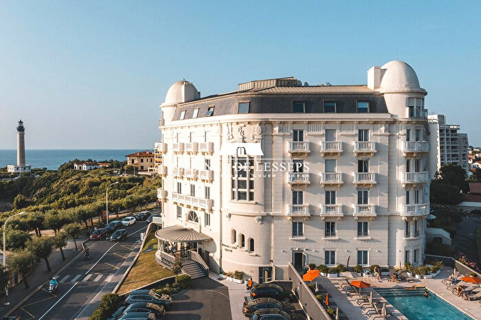 Appartement à vendre - Biarritz, Saint-Charles, Phare, Larochefoucauld - 2 pièces - 1 chambre