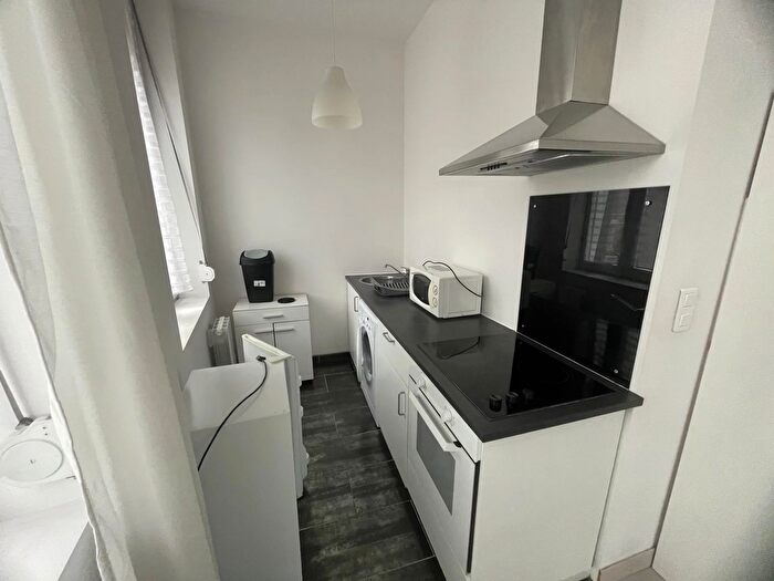 Appartement à louer - Saint-Quentin, Saint-Jean - 1 pièce