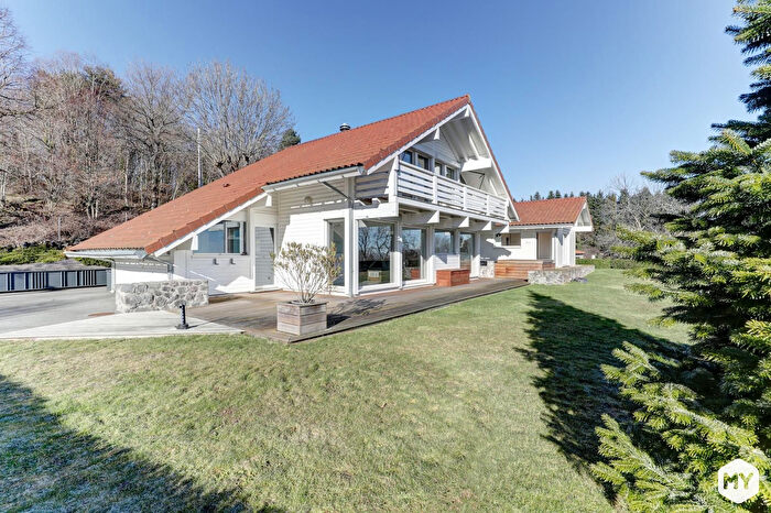 Maison à vendre - Orcines - 7 pièces - 5 chambres