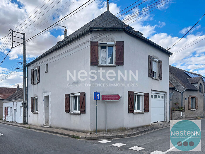 Maison 7 pièces à vendre à Saint-Claude-de-Diray