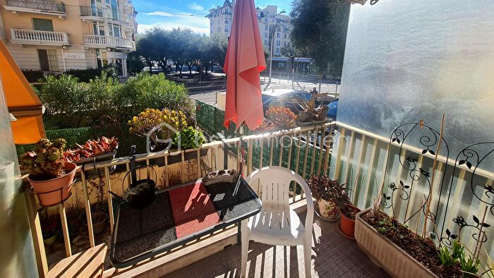 Appartement à vendre - Nice, Poètes - 3 pièces - 2 chambres