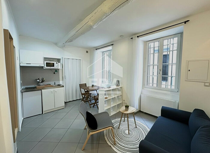 Appartement à vendre - Salon-de-Provence, Centre-ville - 1 pièce