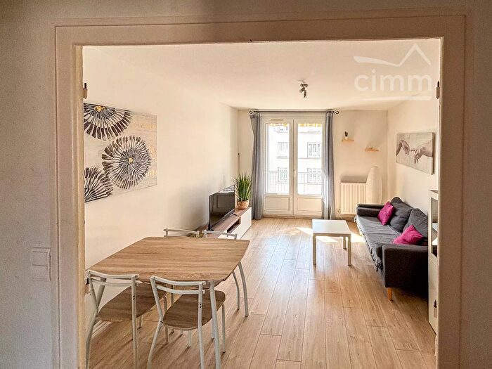 Appartement à vendre - Grenoble, Eaux-Claires, Mistral - 3 pièces - 2 chambres