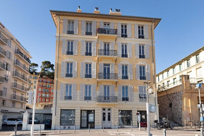 Appartement 4 pièces à Nice, Le Port, à vendre
