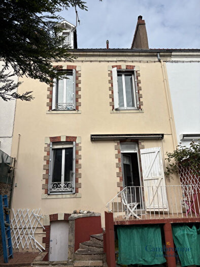 Maison 5 pièces à Nantes, à vendre