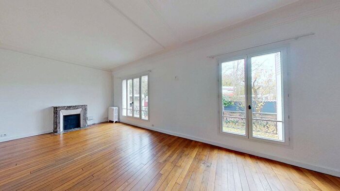 Maison 7 pièces à Centre Ville, Houilles, à louer