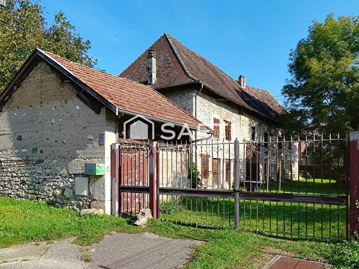 Maison à vendre - Morestel - 6 pièces - 3 chambres