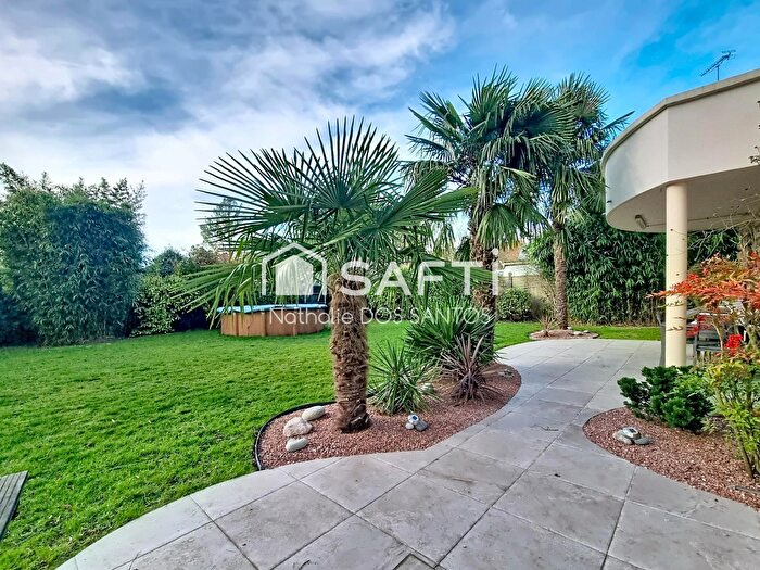 Maison à vendre - Ozoir-la-Ferrière, Gare, Brèche aux Loups, Belle Croix - 6 pièces - 3 chambres
