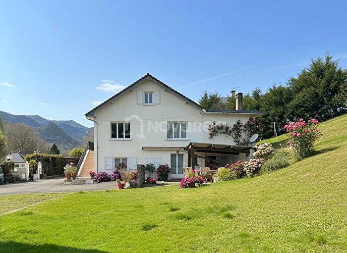 Maison à vendre - Arudy - 5 pièces - 4 chambres